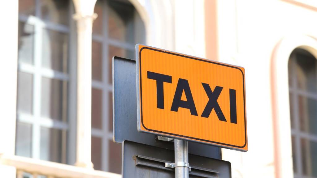 How to Get from Fiumicino to Rome City Centre - Rome Tours for Kids