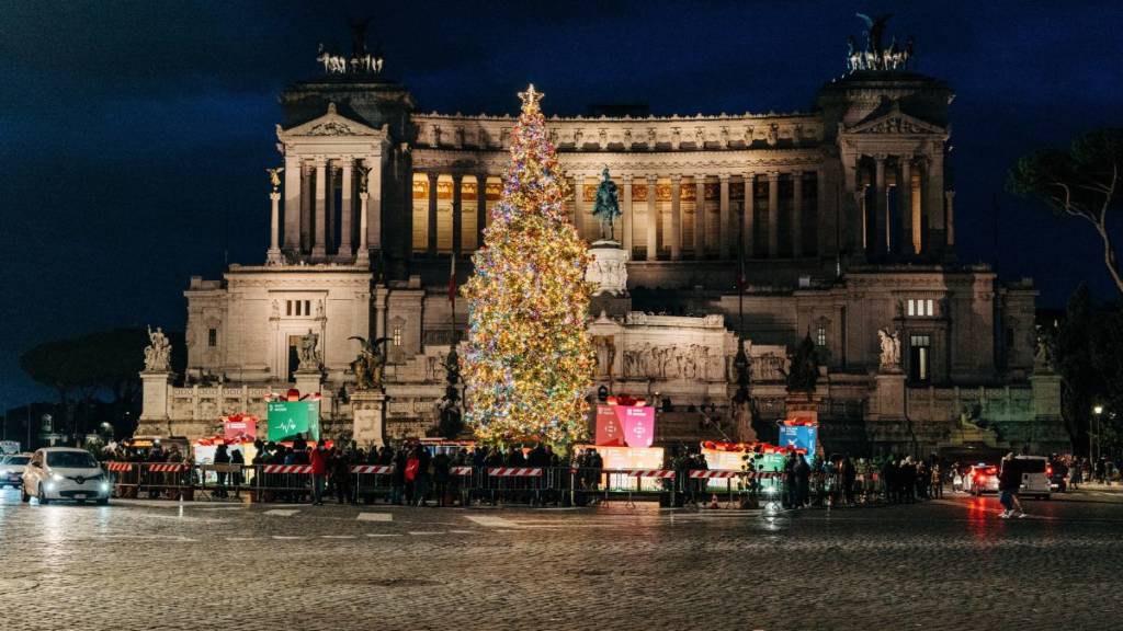 A Magical Family Christmas with Kids in Rome: Exploring the Eternal ...