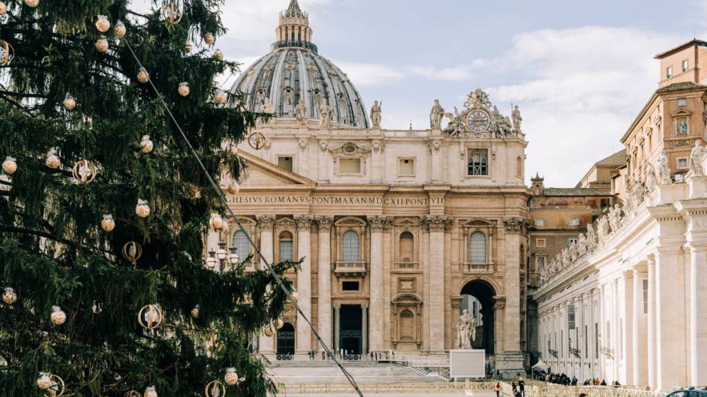A Magical Family Christmas with Kids in Rome: Exploring the Eternal ...